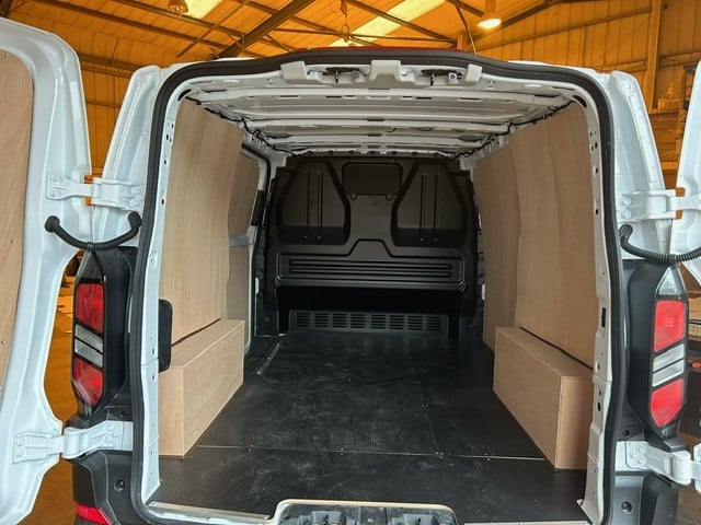 2023 New Shape L1H1 SWB Ford Transit Custom Twin Rear – Plyline UK Ltd